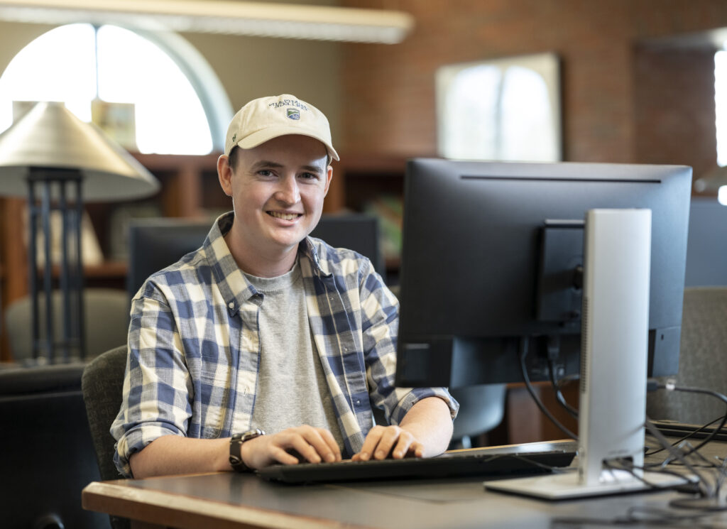 Online Graduate Certificate in Cybersecurity Operations and Management - Champlain College Online